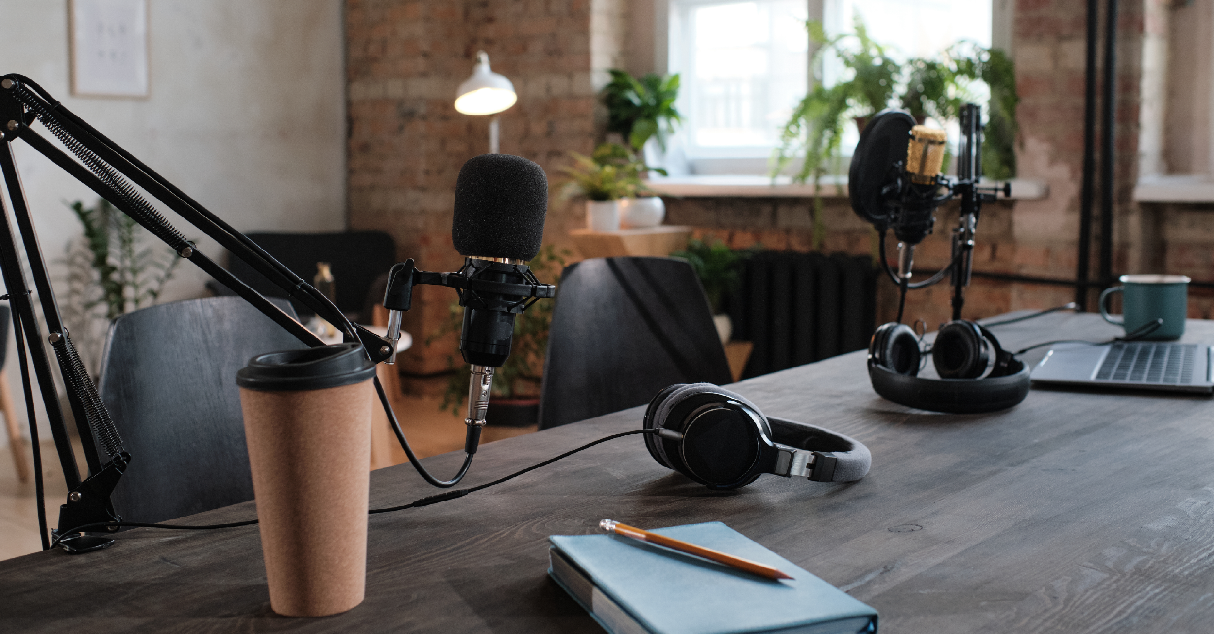 The Best Real Estate Podcasts for Agents in 2025 | iGUIDE